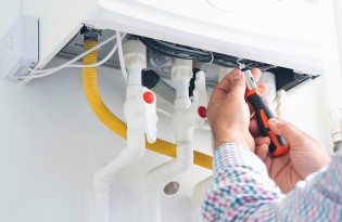 Comment entretenir le circuit de chauffage central ? | Espace Aubade