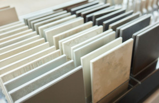 Quel carrelage pour le sol de votre salle de bains ? | Espace Aubade