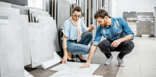 Comment poser du carrelage en quinconce ? | Espace Aubade