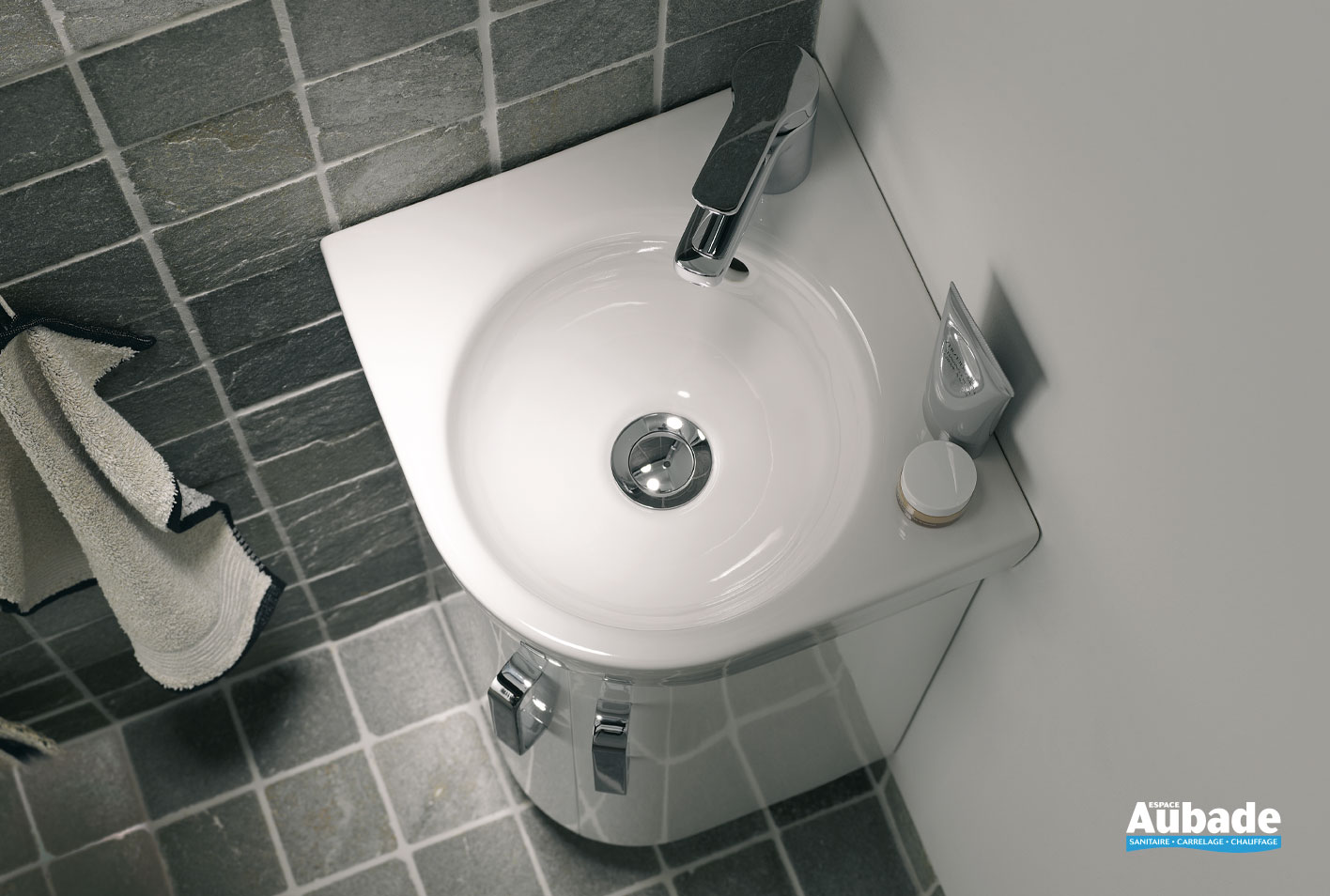 Lave-main d'angle Geberit Renova Compact | Espace Aubade