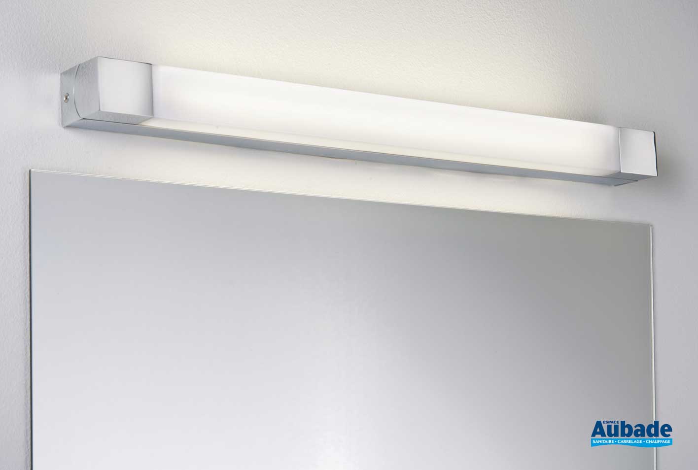 Lampe fluo compacte pour salle de bains Quasar | Espace Aubade